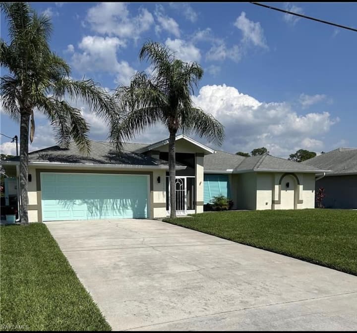 Tallulah Falls Lake House Getaway - North Fort Myers