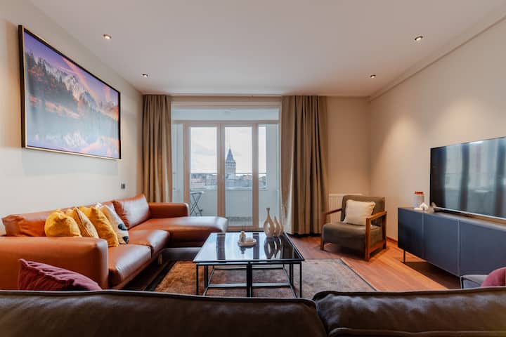 Galata Tower View With Balcony & Elevator - İstanbul