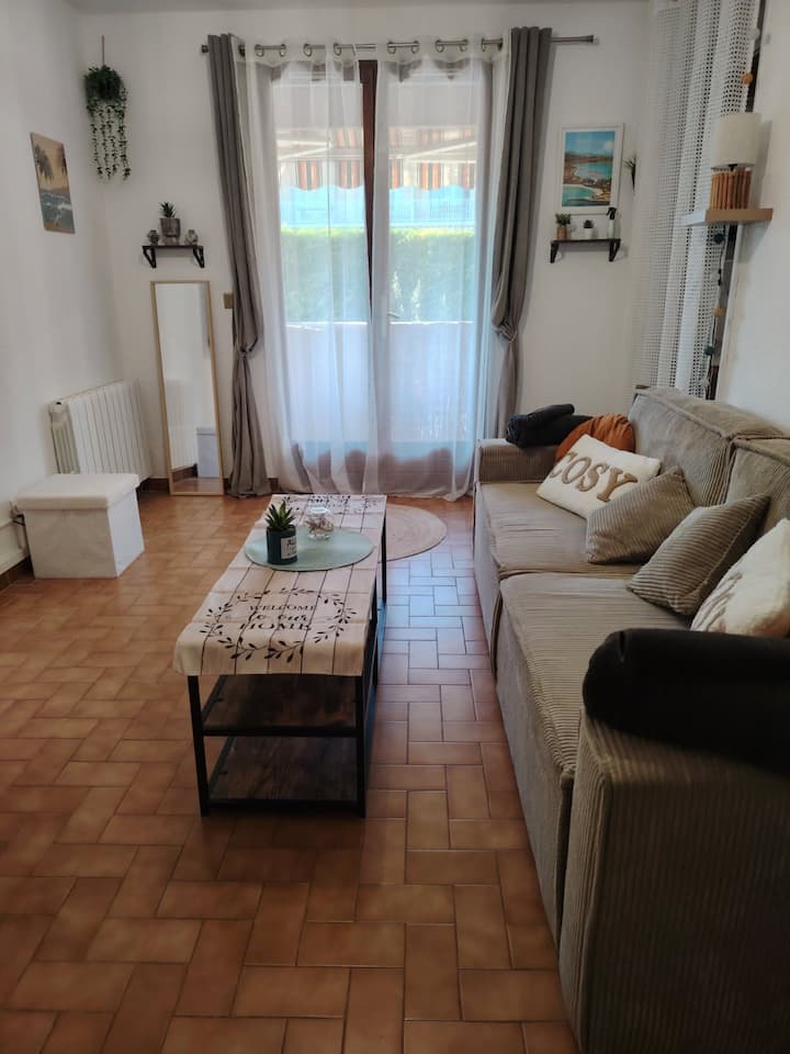 Studio Cosy Proche De La Mer - Parking Gratuit - Le Beausset