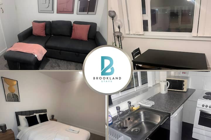 Cozy 1br Blackpool Flat | Sofa Bed, Kitchen & Wifi - Poulton-le-Fylde