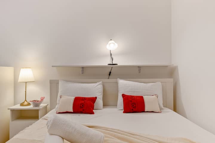 Walter Grand Suite With Balcony And Free Parking - Bucharest
