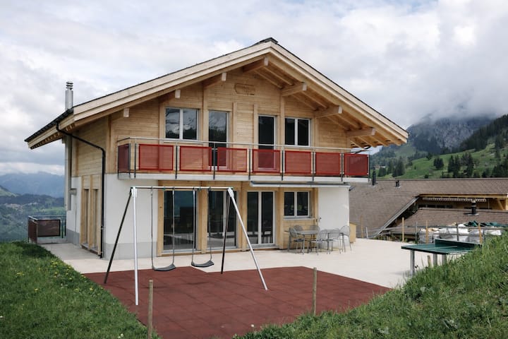 Bergchalet Mit Panoramablick Nahe Brienz - Brienz