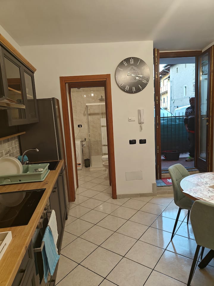 Bilocale Vacanze - Arona, Italy