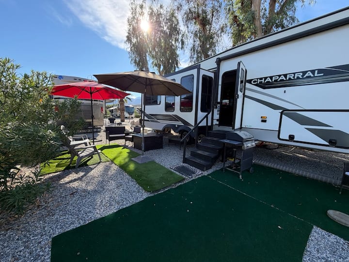 Cozy Modern Escape In The Heart Of The Desert - Palm Springs, CA