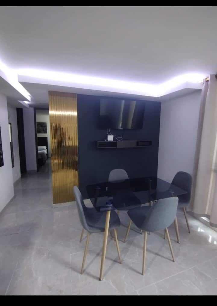 Apartamento Totalmente Amoblado Con Piscina - Los Patios