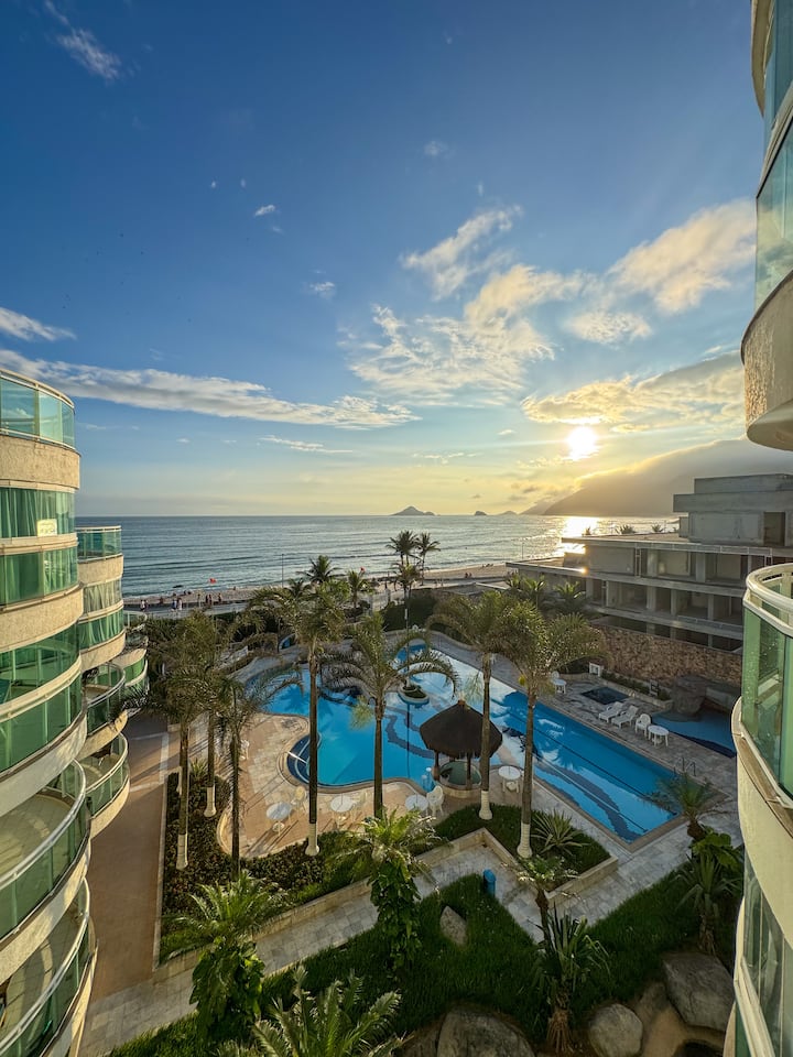 Apartamento Beira-mar | Recém Reformado | Moderno - Recreio dos Bandeirantes