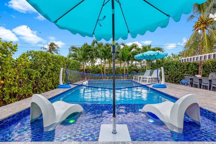 Poolside Paradise | Heated Pool | 10 Min To Beach - Deerfield Beach, FL