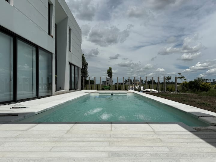 Galería Full Equipada En Casa Sustentable - Luján - Luján