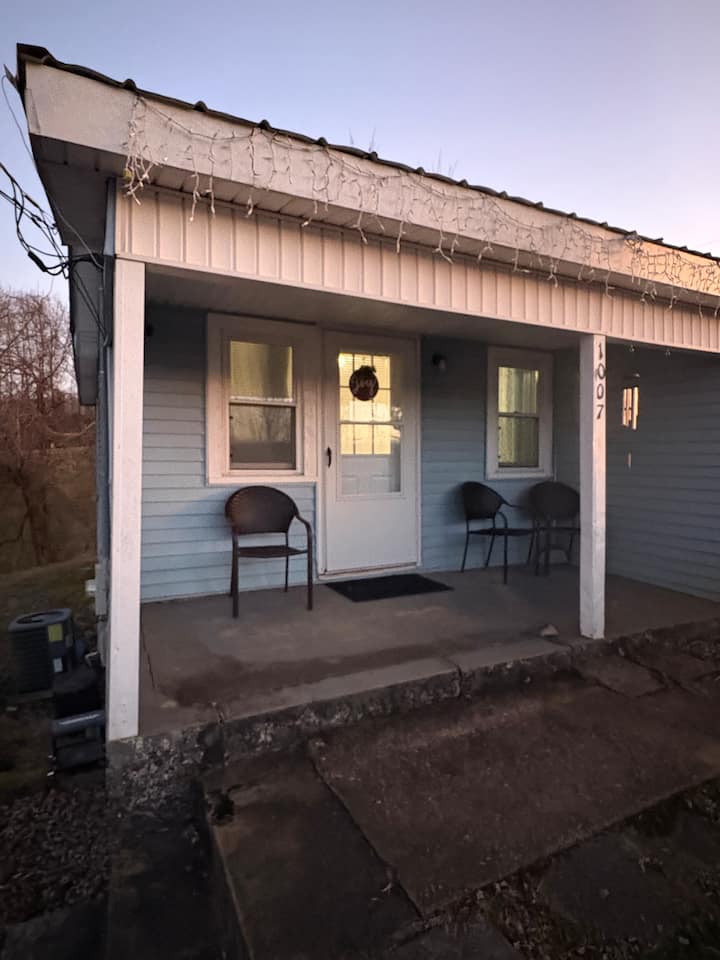 Beautiful, Comfortable, And Cozy House - Johnson City, TN