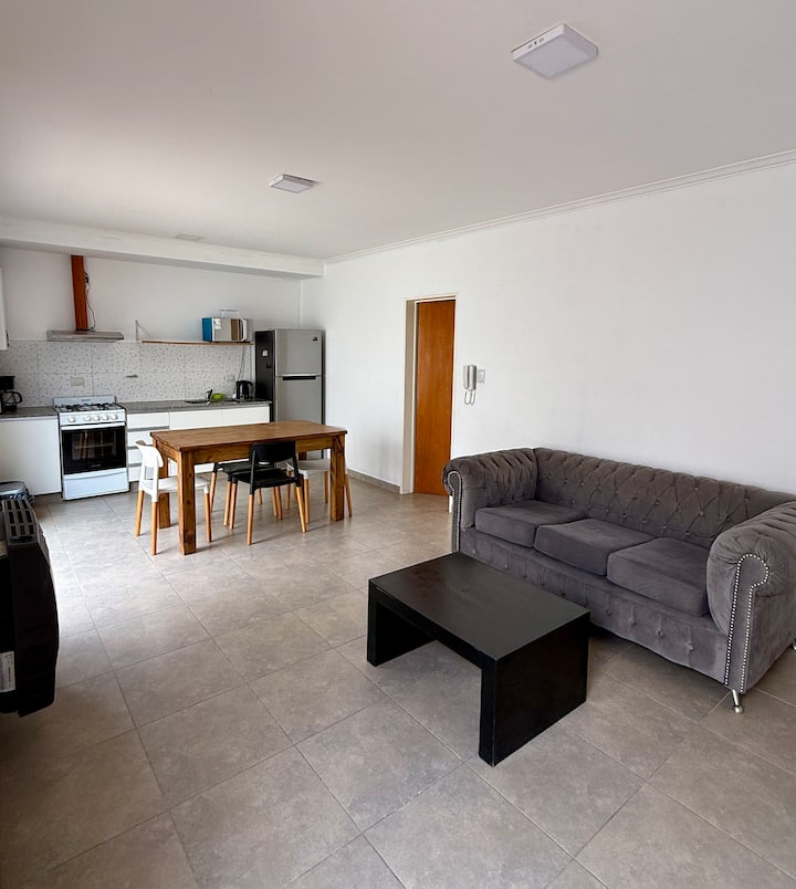 Departamento De 2 Dormitorios Camas Matrimoniales - Bahía Blanca