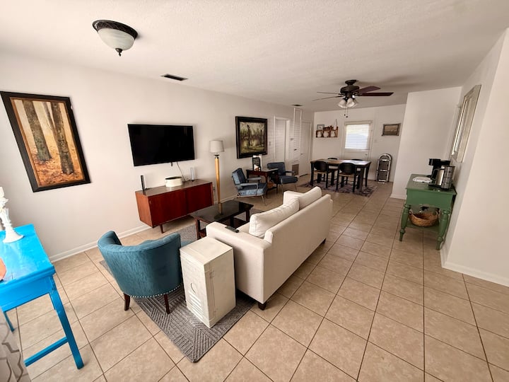 Bayou Guesthouse! - Bossier City, LA