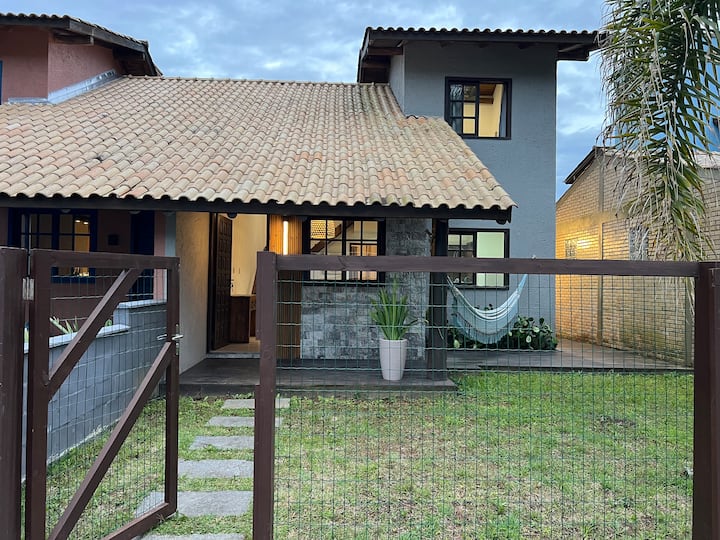 Casa Garopaba Centro Silveira - Garopaba