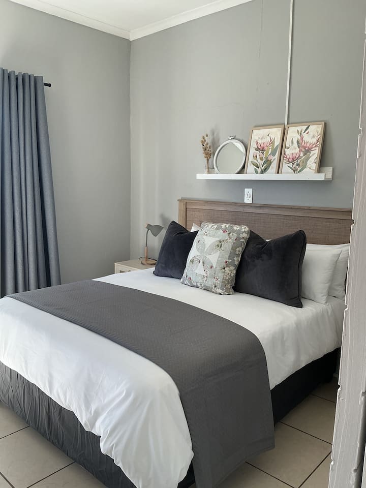 Fijnbos Airbnb Strand - Somerset West