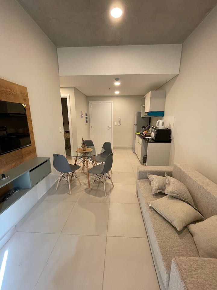 Moderno Dpto. A Estrenar En Encarnación. C/cochera - Encarnación