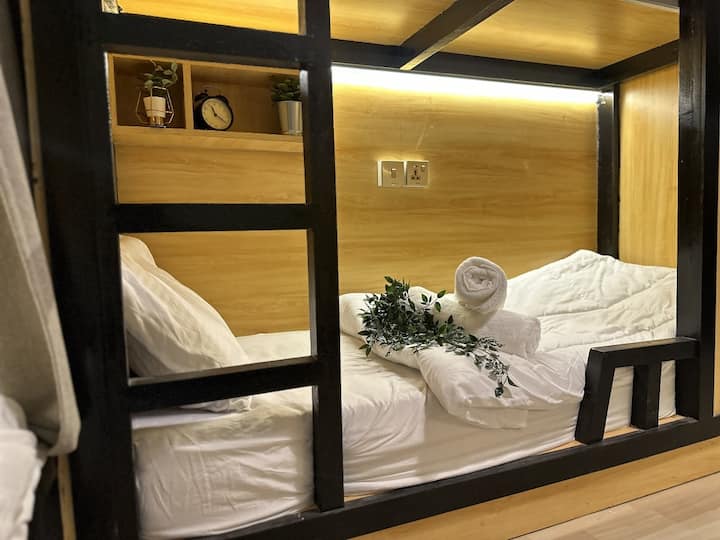 Beautiful Bedspace Hostel In Downtown Dubai - Dubai