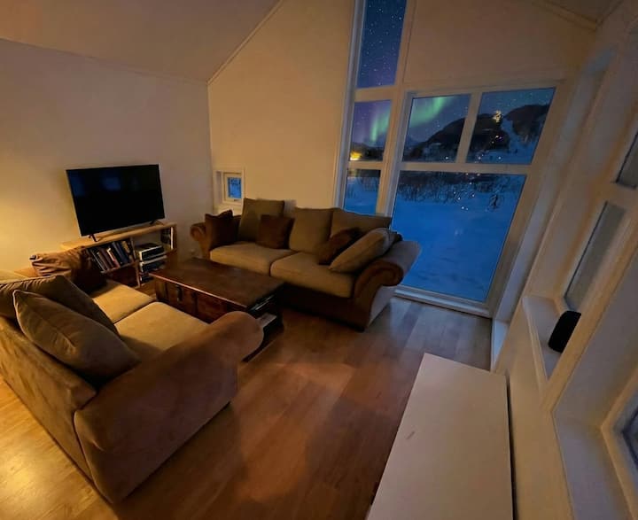Lofoten Retreat With Boat, Sauna & Views - Stamsund