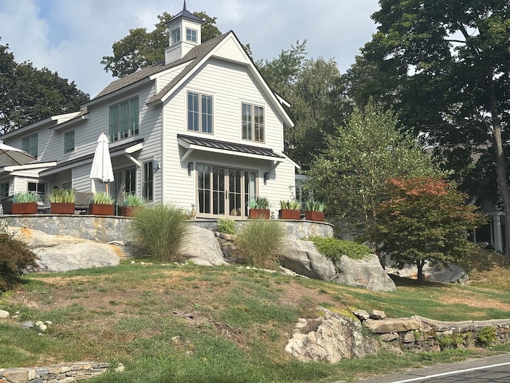 Light-filled Rowayton Bungalow By The Beach & Town - Norwalk