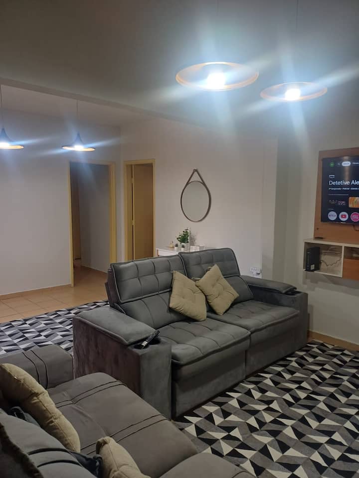 Casa Ampla 4 Quartos Perto Abcz-centro-rodoviária - Uberaba