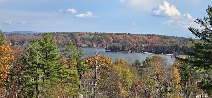Four Seasons
Getaway With Treetop
Views Of Lake! - Laconia, NH