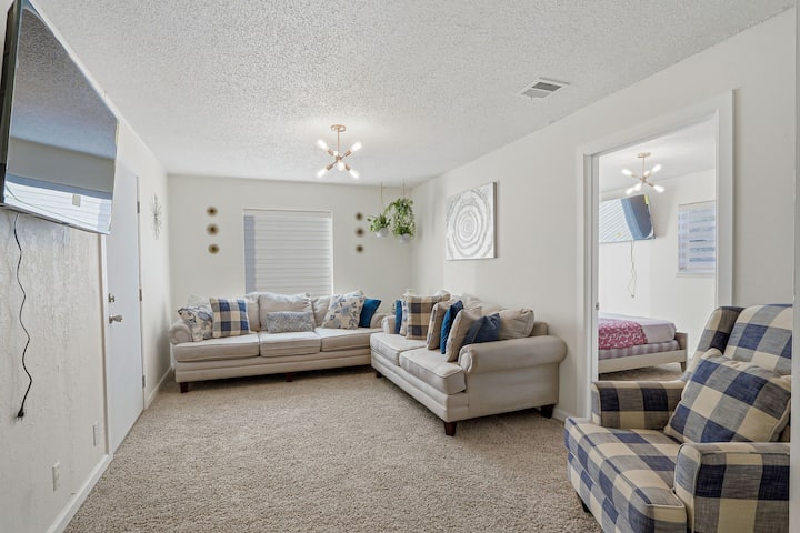 The Petite Pad - El Paso, TX