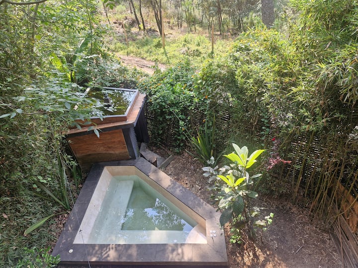 Casa En El Bosque Con Jacuzzi Y Chimenea - バジェ・デ・ブラボ