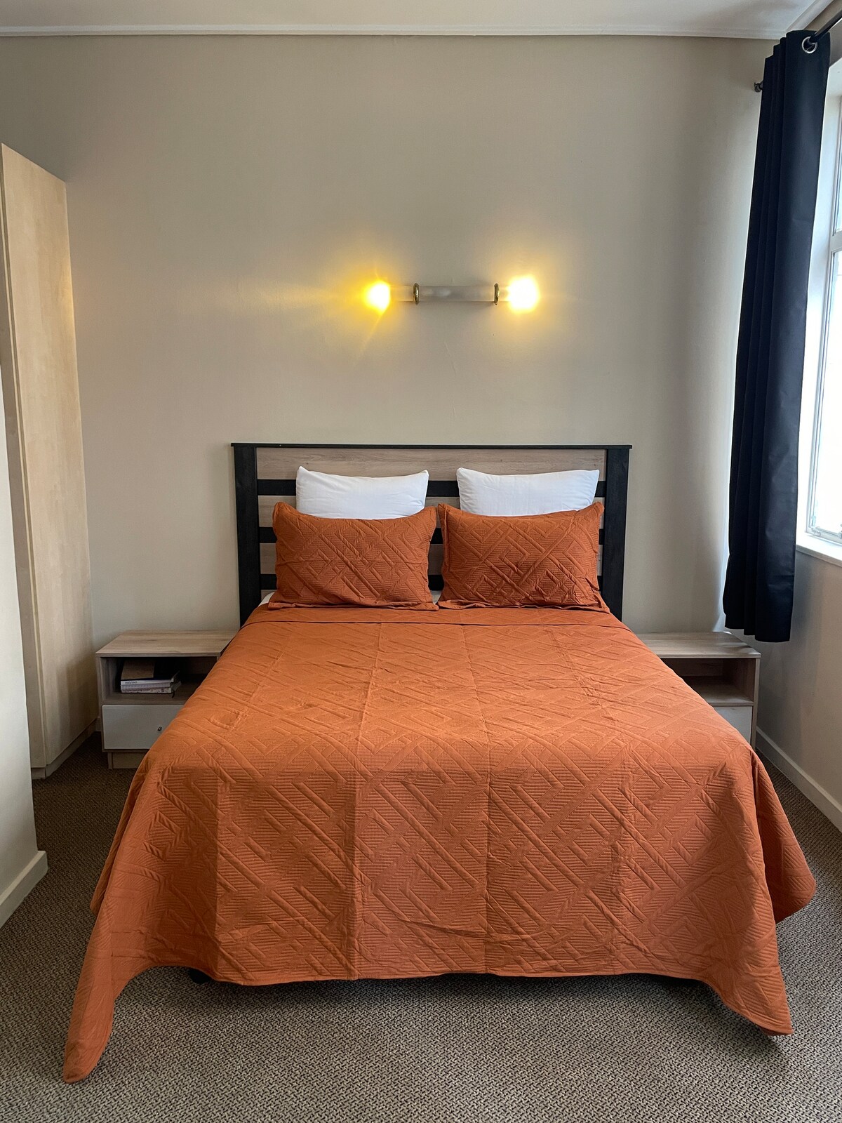 Modern City Stay at Mapungubwe Hotel |Marshalltown - Flats for Rent in ...