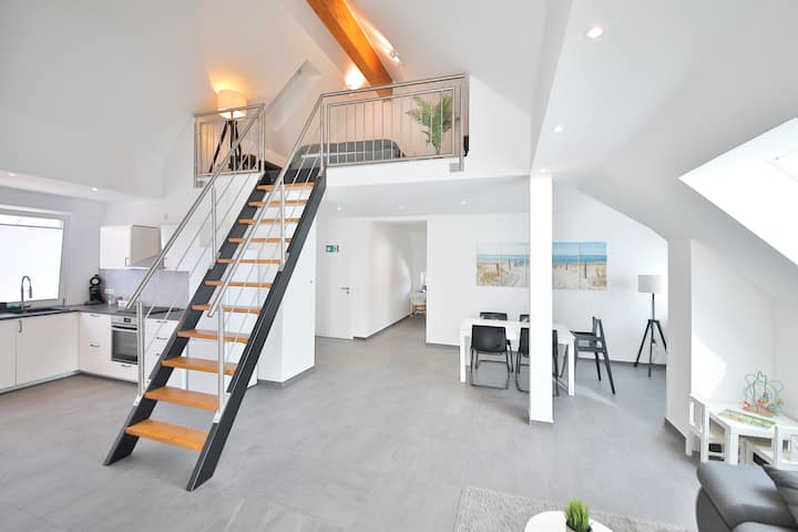 Fewo Og Mit Aufzug, Balkon Und Galerie D&y - Bruchsal