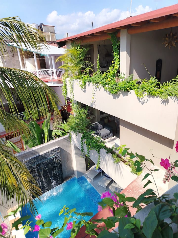 Máster Suite 7 

Sandunga - Zihuatanejo