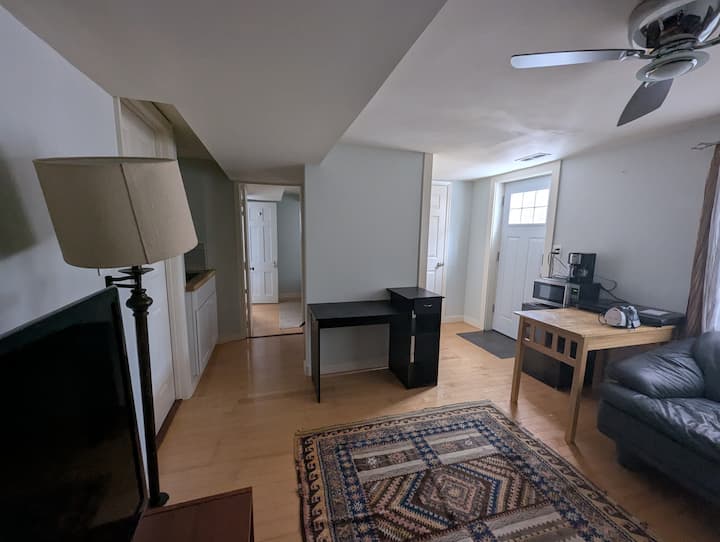 Cozy And Quiet Ground Level In-law Apartment - Takoma Park, MD