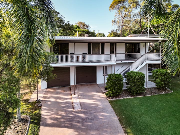 Family House - Close To Beach & Pet Friendly - Gladstone