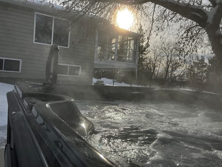 Lovstrom Estates And Countryside Retreat - Manitoba