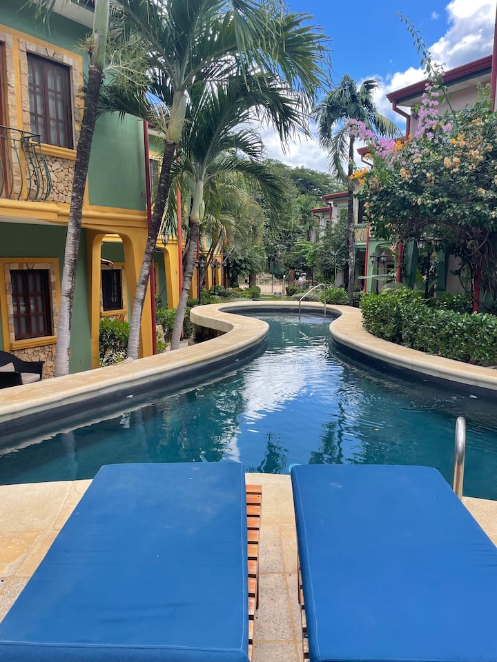 Golden Sunsets, Easy Walk To The Beach - Tamarindo