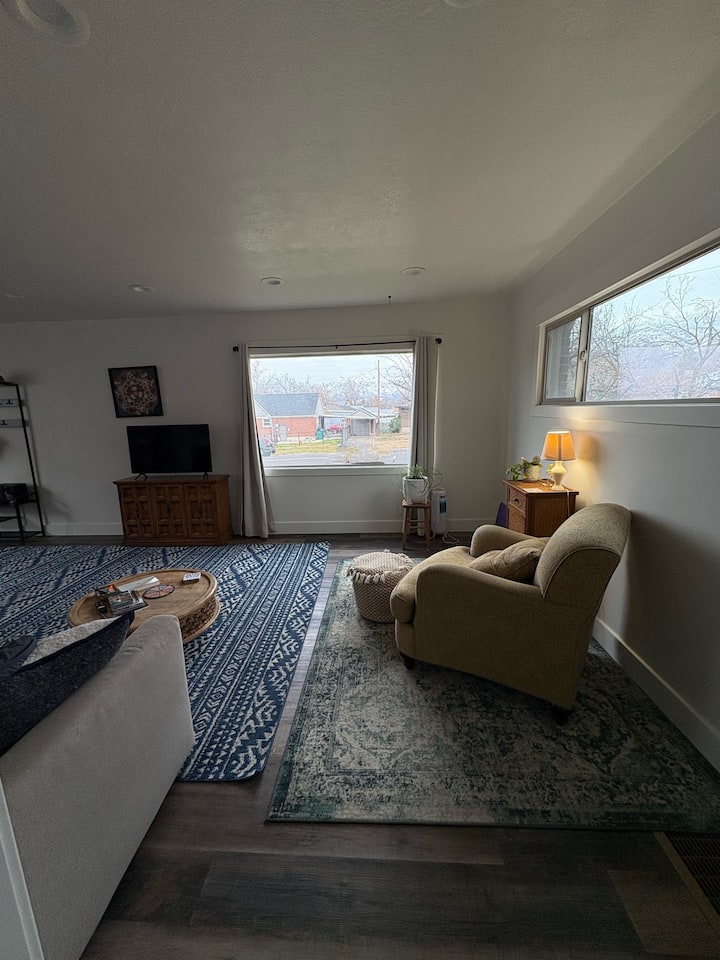 Ski Town Bungalow All To Yourself! Dogs Welcome! - Ogden, UT