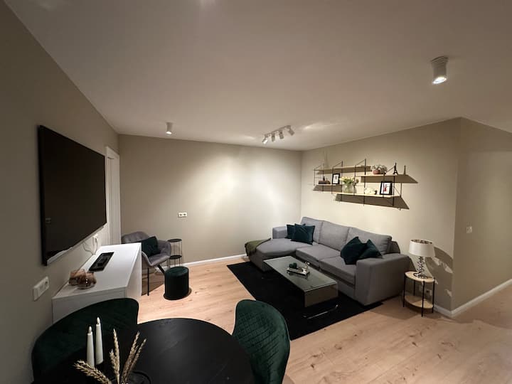 Private 1 Bedroom Apartment In Akureyri, Iceland - Islândia
