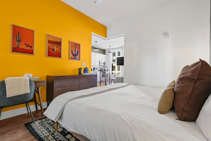 *New* A Little Bit Desert, A Whole Lot Country - Nashville, TN