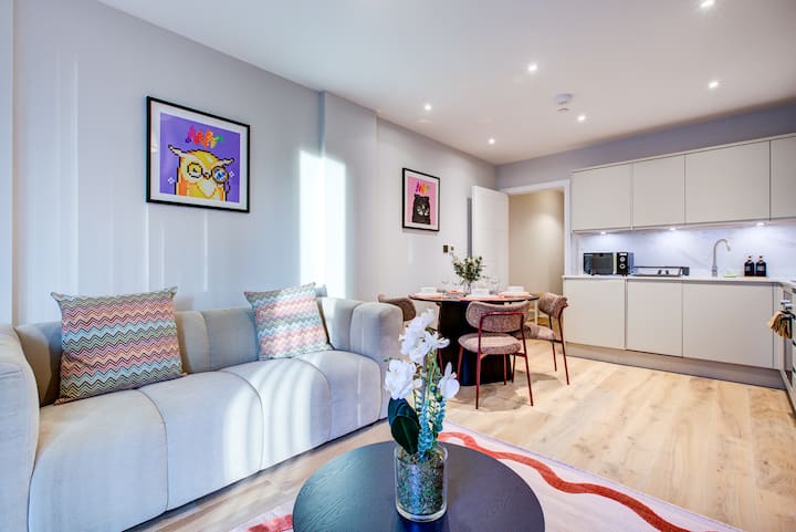 Amity Moonbirds By Artsy - Hampton