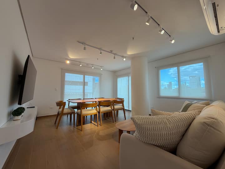 Weco Stay Delsol Grand House (3 Bedroom) - Asunción