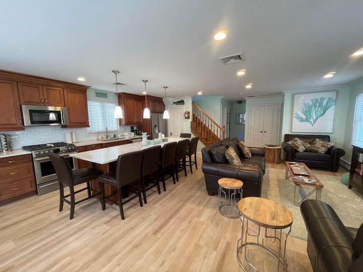 Beach Bliss - Steps To Boardwalk & Beach - Point Pleasant Beach, NJ