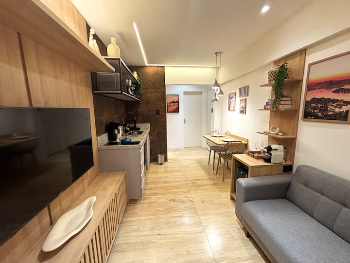 Copa Living 1: Design Moderno, Posto 5, 100m Praia - Brazil