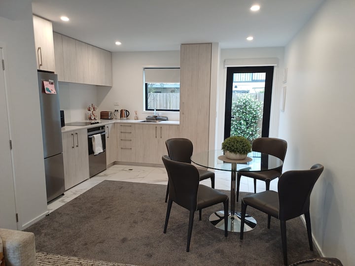 Christchurch Worcester Street 2 Bedroom Apt - Christchurch