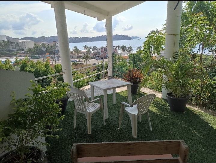 Refugio Tranquilo, Apacible Con Vista Al Mar. - Manzanillo