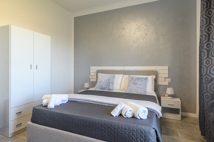 Silver Nest - 9 Min To Airport - Netflix & Wi-fi - Fiumicino