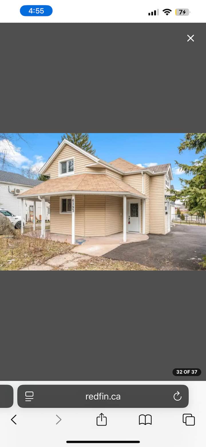 Niagara Parkway Holiday Central To Everything! - Niagara Falls, NY