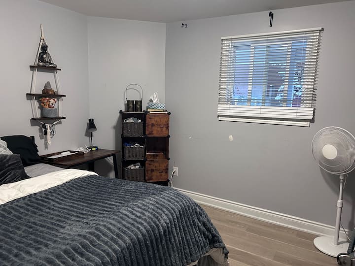 Cozy Guesthouse Steps From Niagara River - Niagara Falls, NY