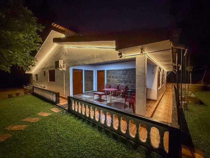 Fully Appointed Private Lodge For 12 Guests. - Sri Lanka