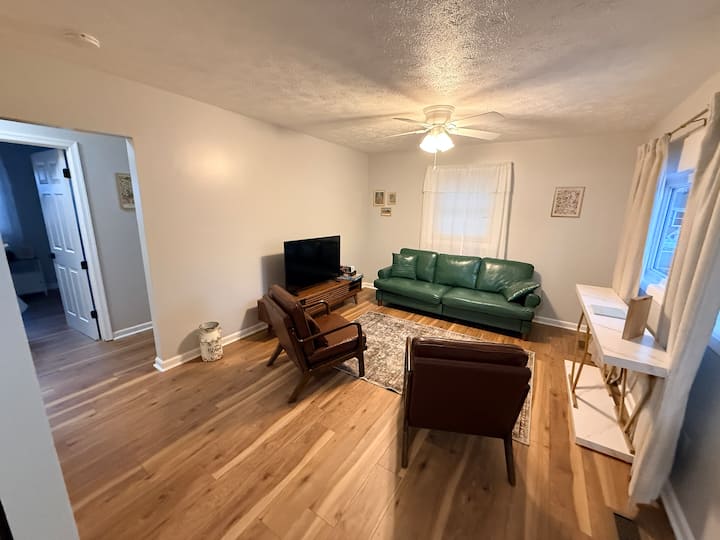 Cozy Modern Ranch Near Downtown Fredericksburg, Va - Fredericksburg, VA