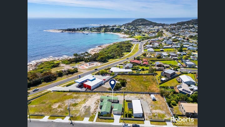 Slow Down And Recharge, In The Heart Of Bicheno - Bicheno