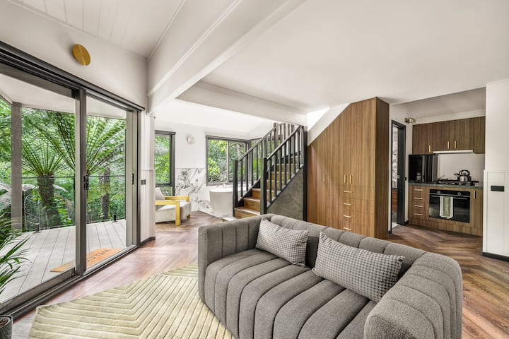 Oak Cottage At Monreale | Brand New Luxury - Dandenong Ranges