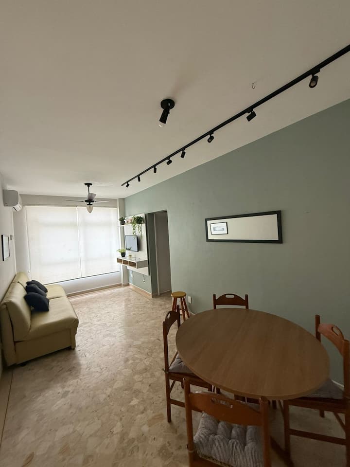 Apto A 300m Da Praia Pitangueiras • Wi‑fi  Garagem - Guarujá