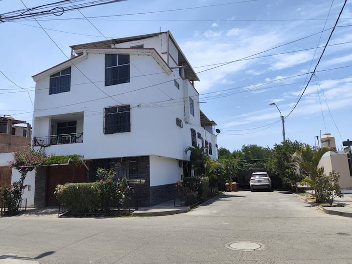 Bonito Departamento En Urb. Segura - Ica